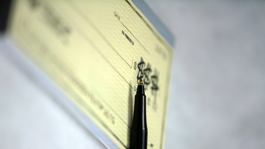 Cheque especial: o que é e como funciona? - Eu Posso Investir!?